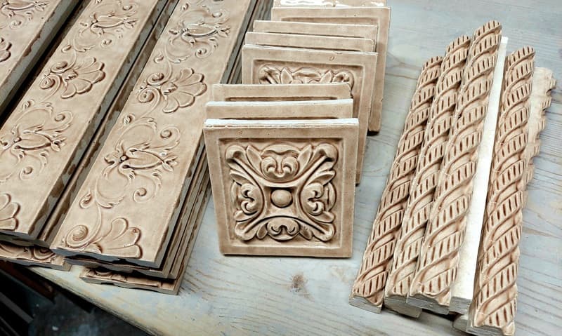 Ceramic Relief Tiles Glazing Techniques